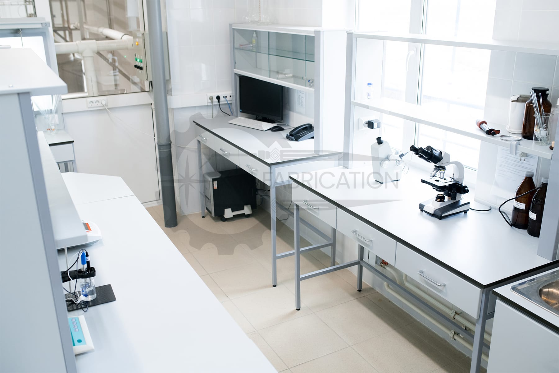 Transform Your Laboratory Workstation for Maximum Efficiency
